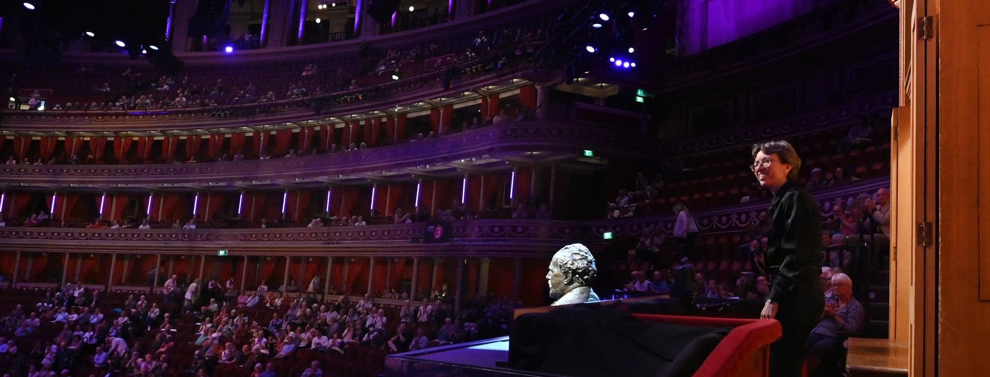 Pedals, Pipes & Passion: The Artistry of Superstar Organist Isabelle ...